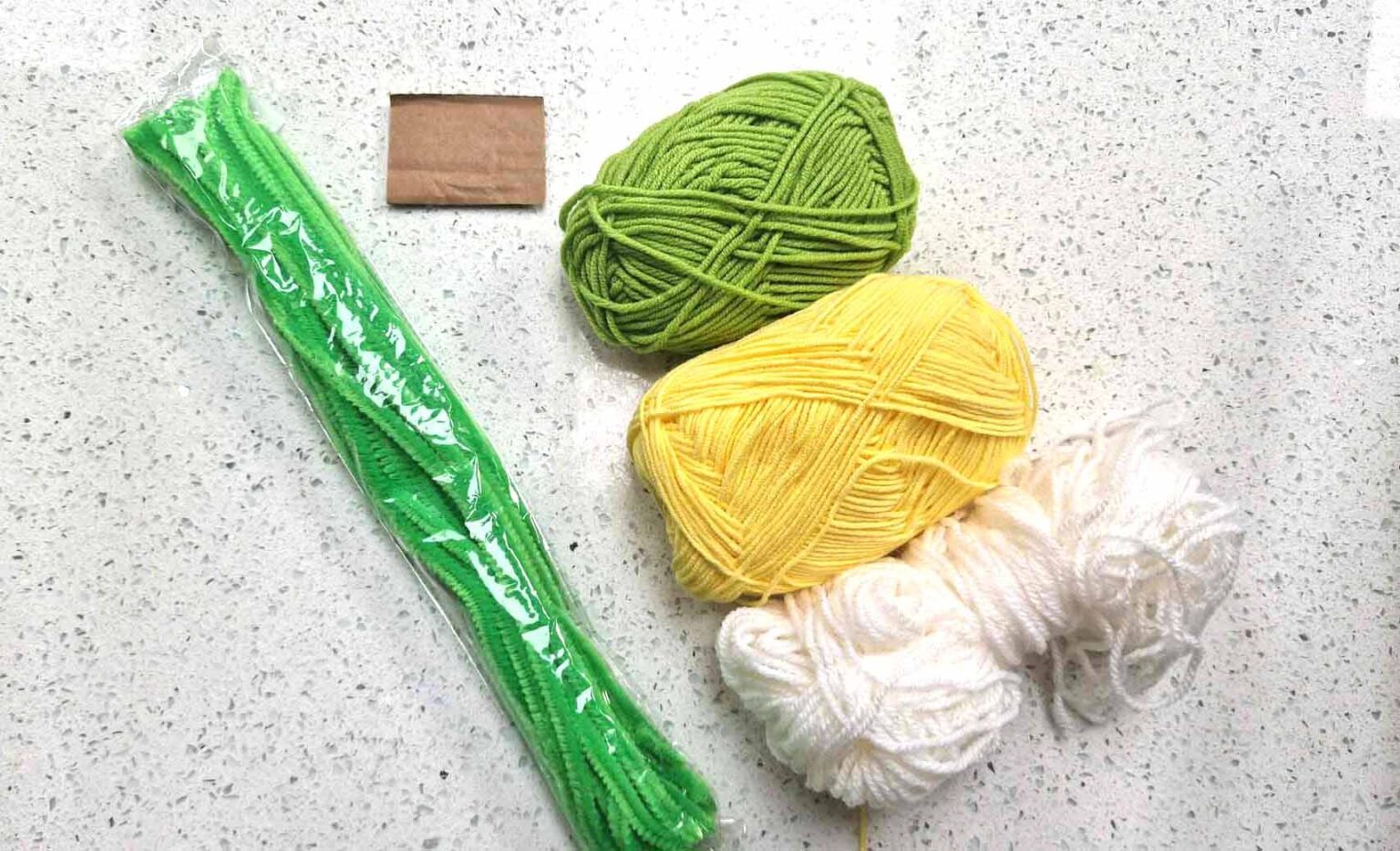 【簡単工作】毛糸とモールで春の花『たんぽぽ』を作ろう！ - Chiik!（チーク） -乳幼児〜小学生までの知育・教育メディア-